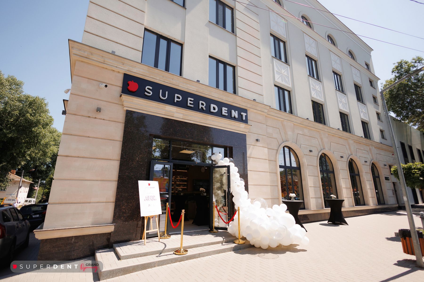 Super-Dent - Produse și Echipamente Dentare de Top pentru Profesioniști